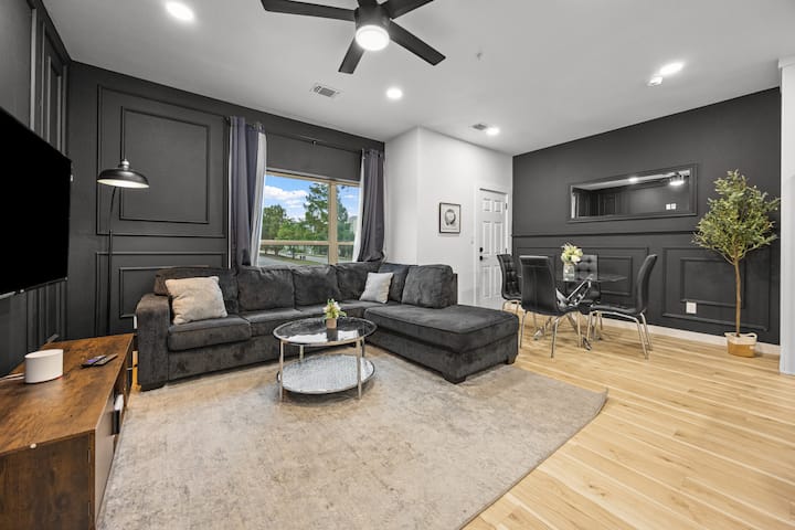 Lofts At Arlington – Unit 4 - Arlington, TX