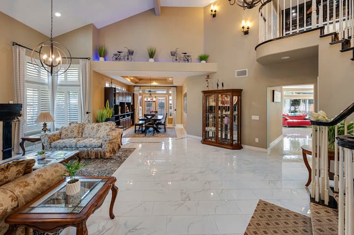 Furnished Big Beautiful Pool House - 30 Days Min - Cypress, CA
