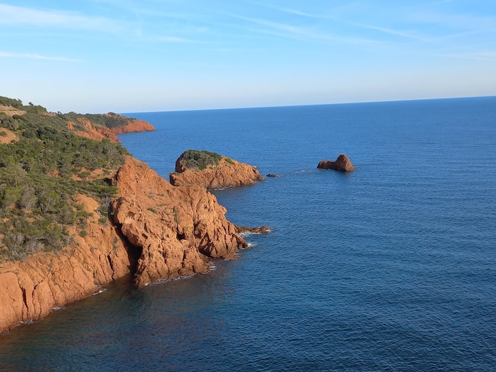 Appartement De Charme à  1 Km Des Plages - Cap Estérel