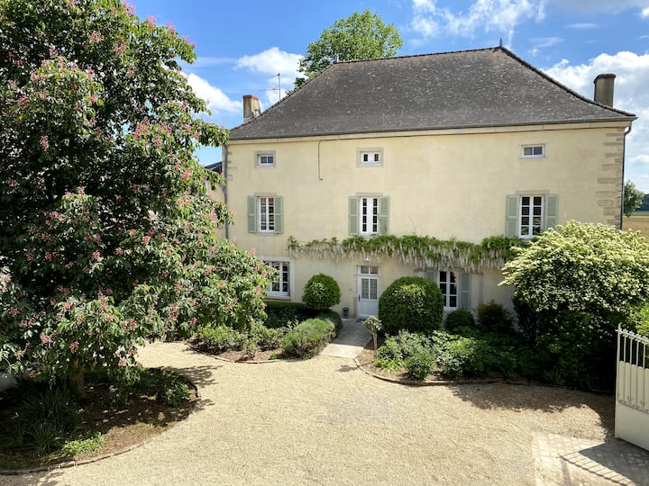 Maison De Maître Du Xix Siècle "La Belle Vie" - Beaune