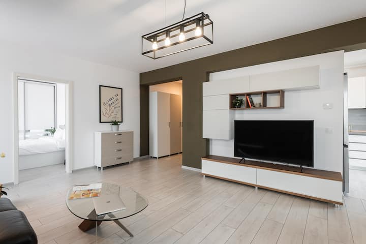 Skylark | Sydney Penthouse Cu Jacuzzi & Vedere - Brașov