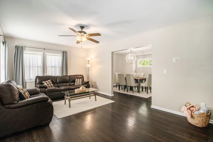 Beautiful Updated 3br Home Near Promedica/ Utoledo - Toledo, OH
