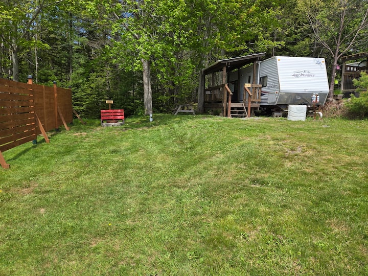 Petite Rv In Lunenburg - Lunenburg