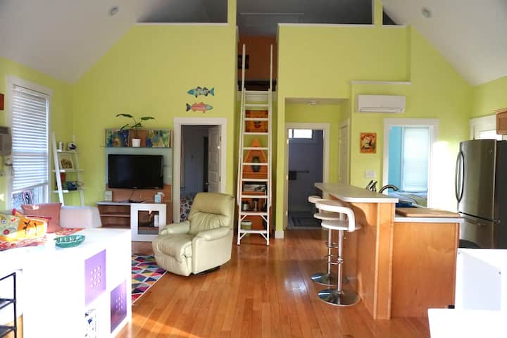 Knoll Pocket Park House @ S V - Mirror Lake, Devens