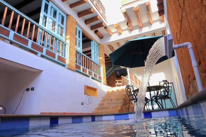 Hospédate En Esta Linda Casa Colonial/piscina/bbq - Barichara