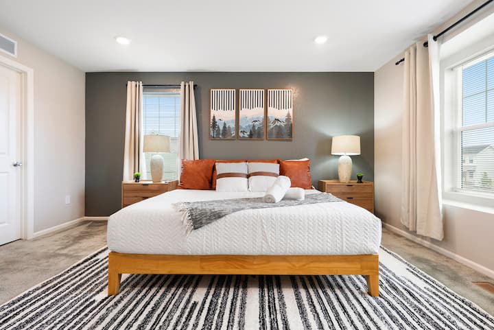 New 3br •Near Dia • Relocation Ready•dog-friendly - Aurora, CO