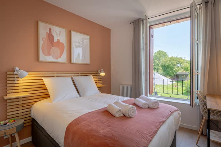 Chambre « Sérénité », Sdb Privée En Bord De Loire - Blois