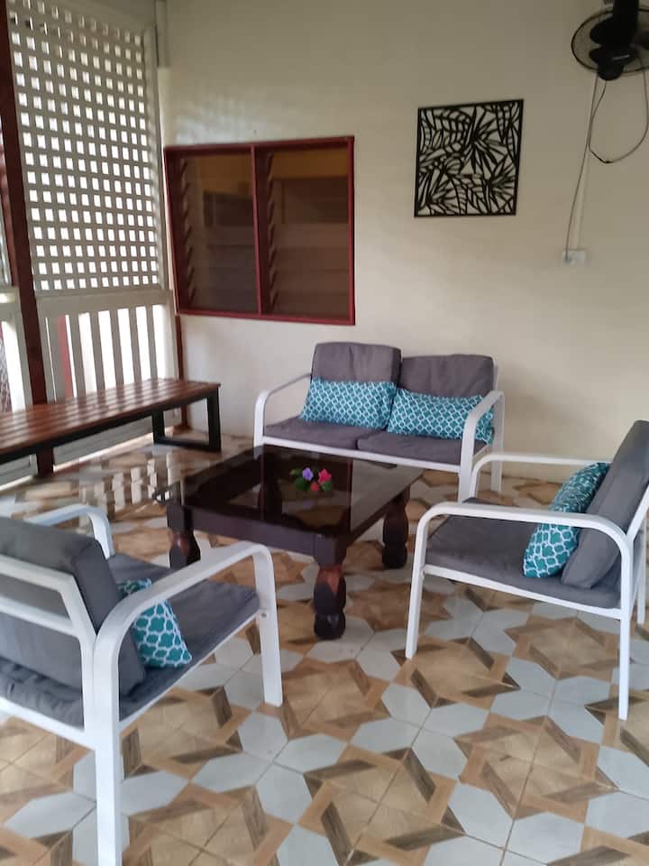 Comfy /Own Yard/2 Min To Town - Vanuatu