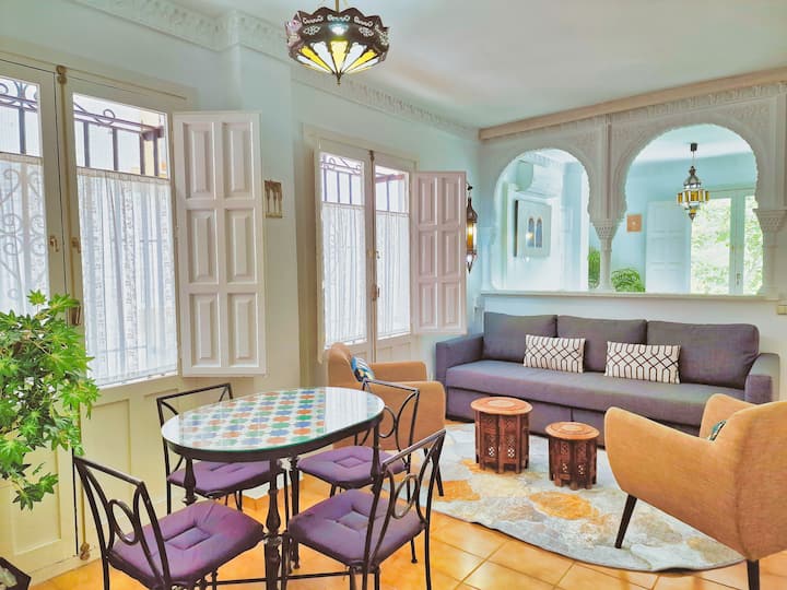 The Nasrid Palace From Your Bed ! - Granada