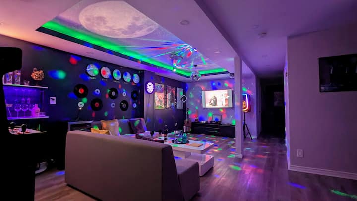 Karaoke Apt. |Bar|sing|dance|park&walk - Niagara Falls