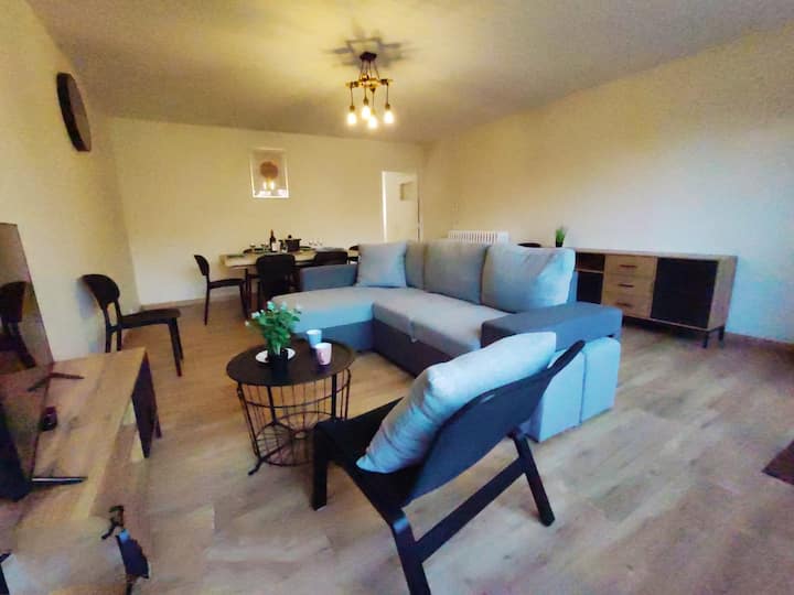 Maison De Bourg L'écrin Vatosoa 7/9 Voyageurs - Châteaubourg