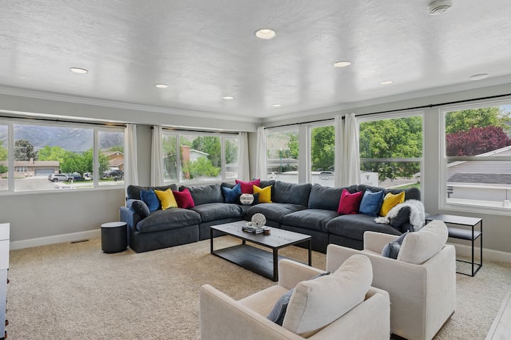 1 Min Lindon Temple- Sleeps 16, Xbox, Poker Room - 오렘