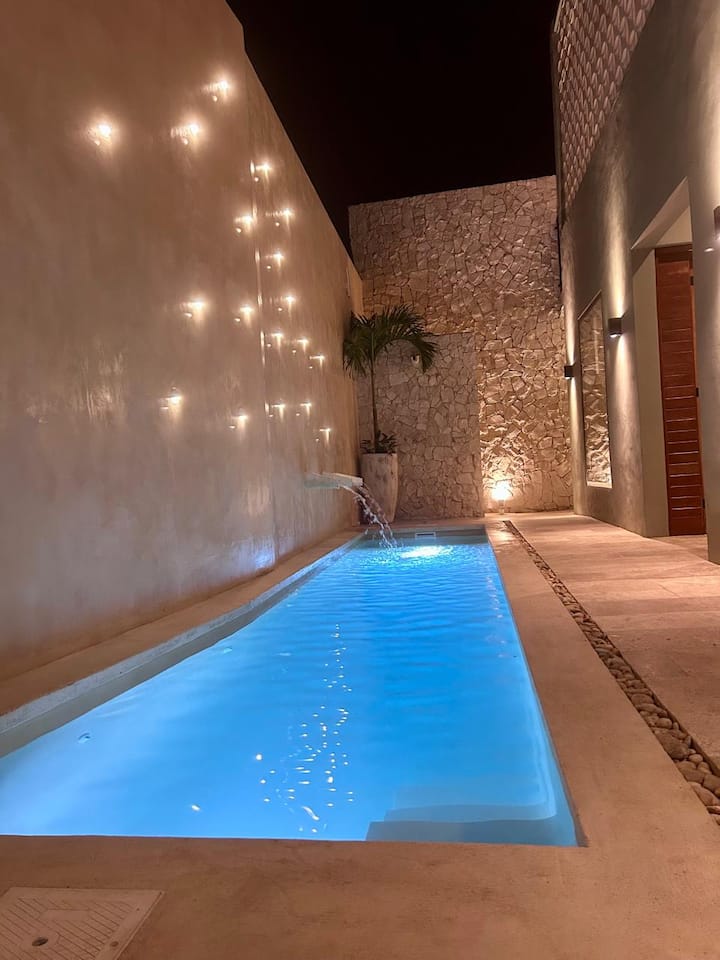 Lujosa Casa Con Piscina En Centro De Mérida - Yucatan