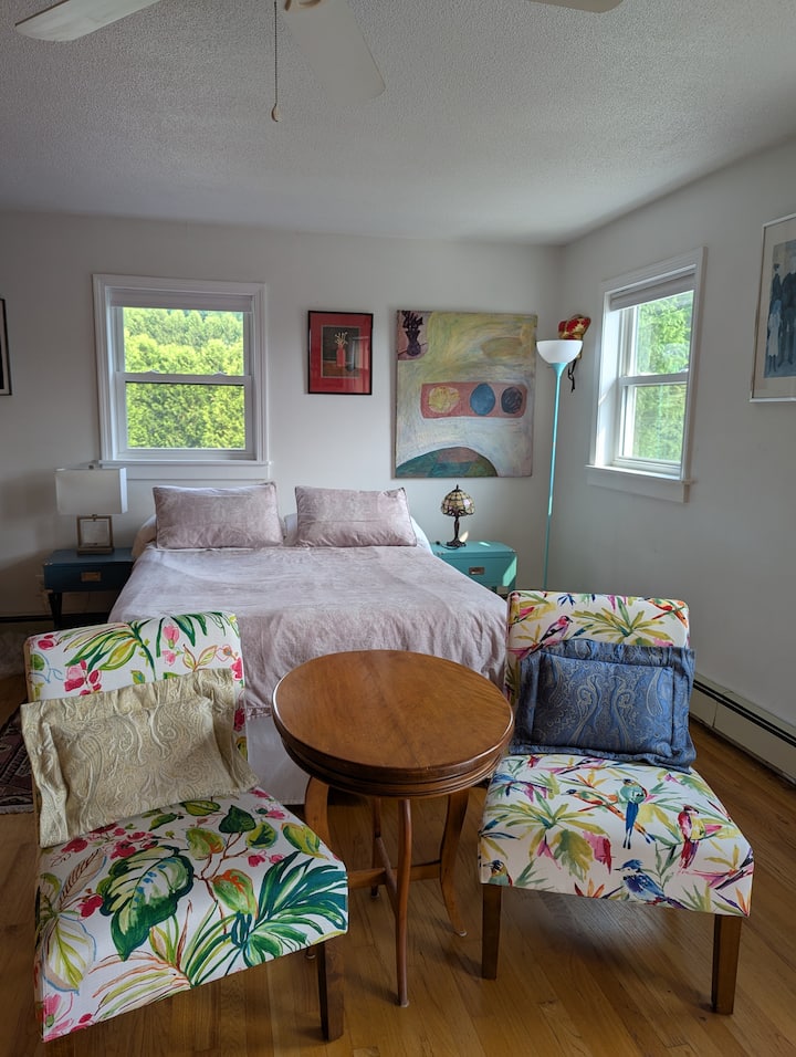 Luxury In The Hill With Lake & Mountain Views - Burlington, VT