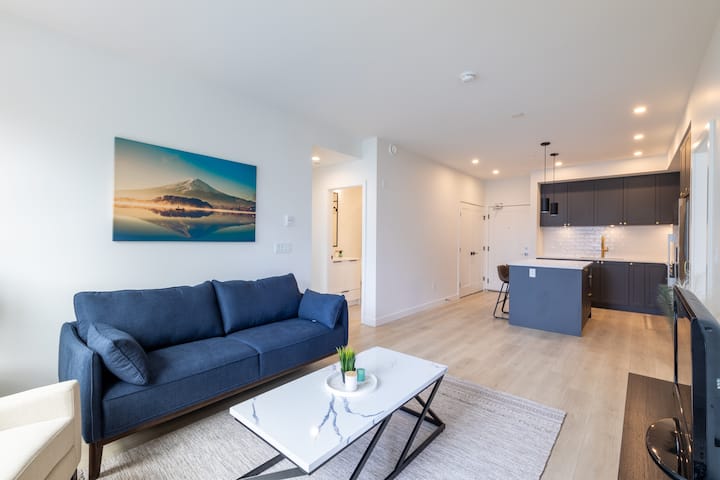Brand New Luxury 2 Bedroom Surrey/white Rock - Surrey