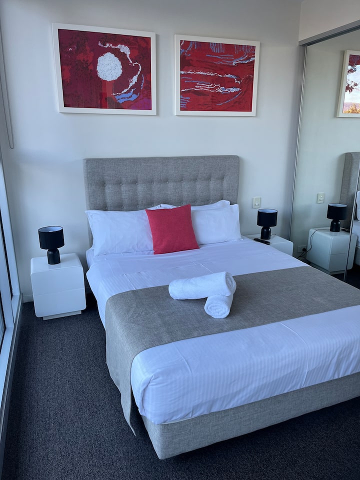 Tasha's 2br Apt On Warwick-w102 - Walkerville