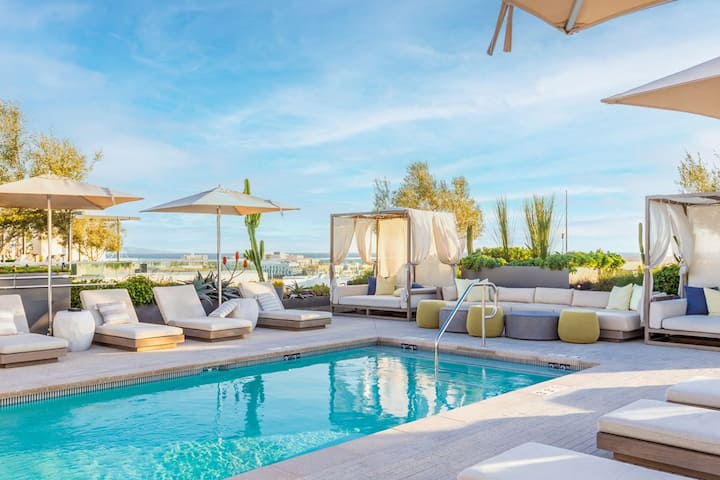 The Sapphire Nest | One Acre Rooftop Pool Gym Bbq - サンタモニカ, CA