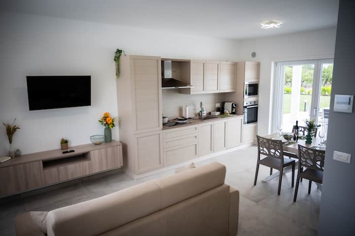 [Likehome Ponente+levante] Ville Luxury-pool 12pxs - Таранто