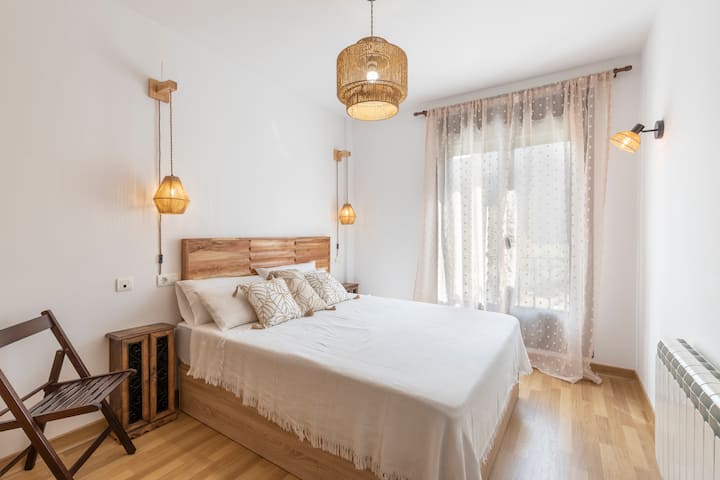 Entre Gigantes: La Alhambra Y Sierra Nevada. - Güéjar Sierra