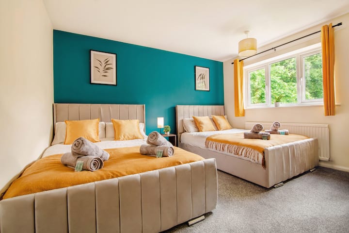 Central Blue Haven Retreat: Free Parking 8ppl! - Peak District