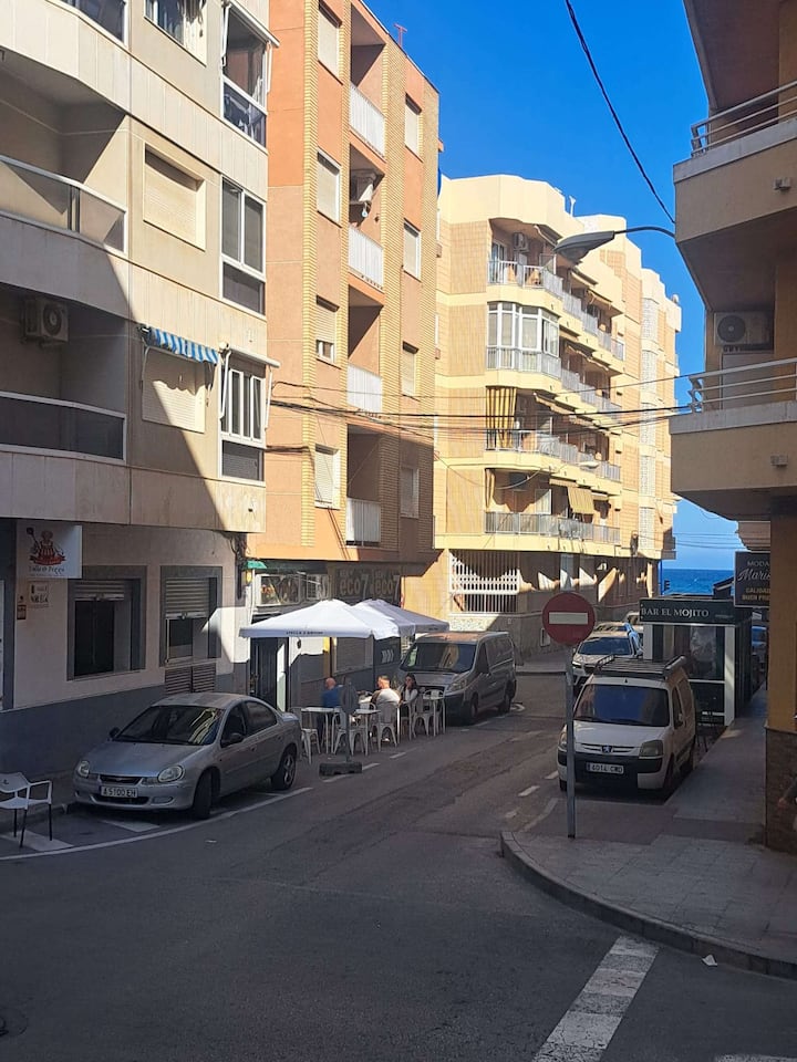 60m To Locos Beach · Waterfilter +Part. Seaview - Torrevieja