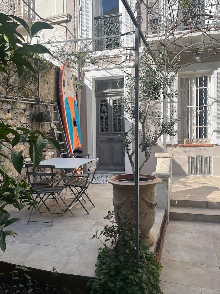 Maison De Famille Mourillon Entre Mer Et Marché - Toulon