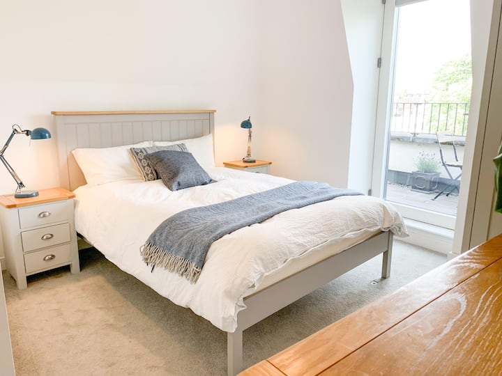 Fantastic Room, Bath & Balcony - Fulham