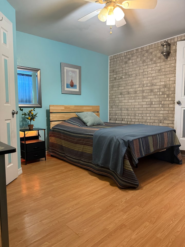 Spacious 7br Escape With Pool & Games - Kings Lake, Defuniak Springs