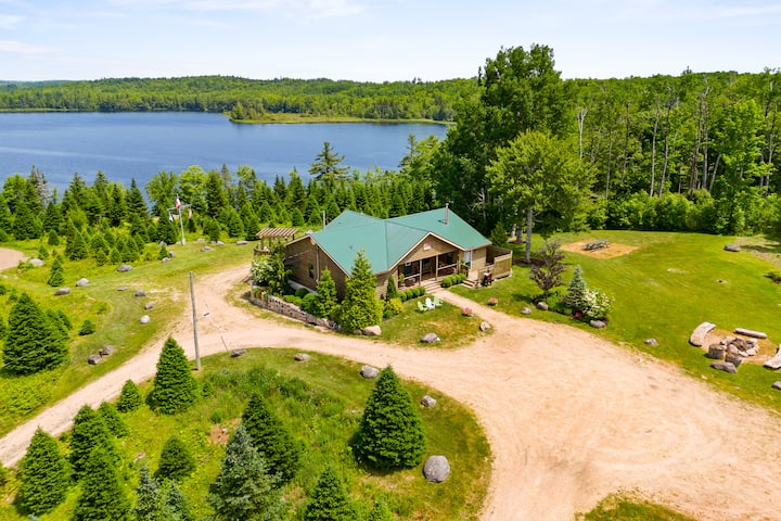 Ledge's Edge Lodge - Nova Scotia