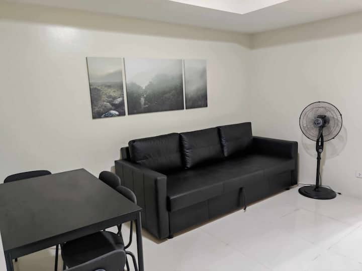 Condotel Amaro Ground Floor At Brenthill Baguio - Baguio