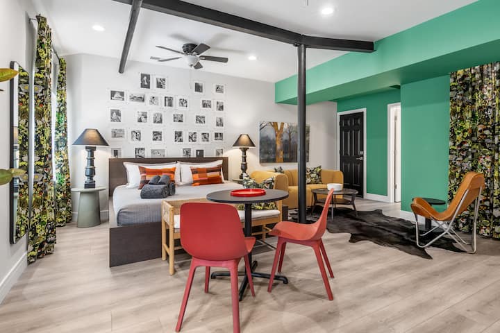 The Drapes Of Wrath - Chicago, IL