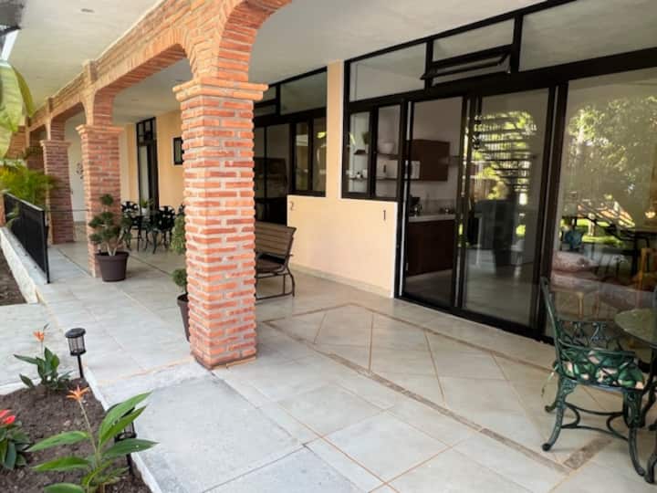 Elena's On The Beach - 1br Garden Villa #1 - Los Ayala