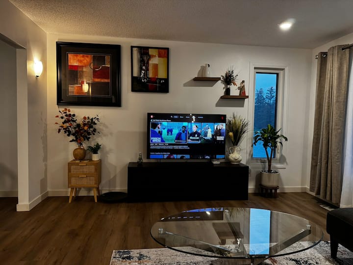 Elegant Home By Argyle Park-cozy Stay-park View - Regina