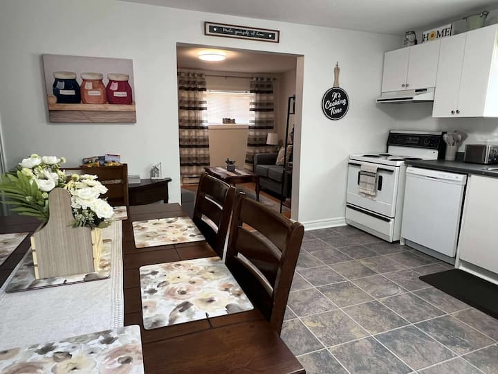 Cometuckaway - Paradise