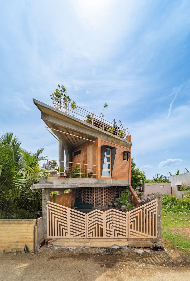 Acute House With Terrace Jacuzzi By Roscotel - Puducherry