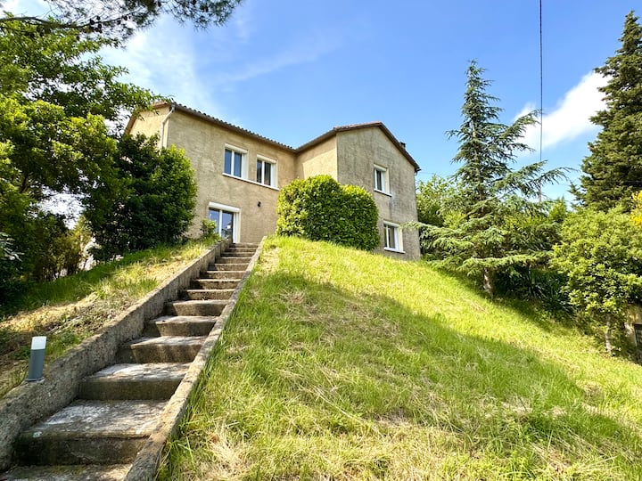 Villa Les Lilas- Spacieuse Et Lumineuse, Jardin - Castelnaudary