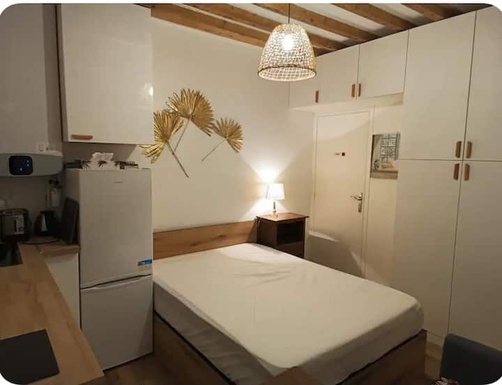 1 Mn à La Place De Nation - París