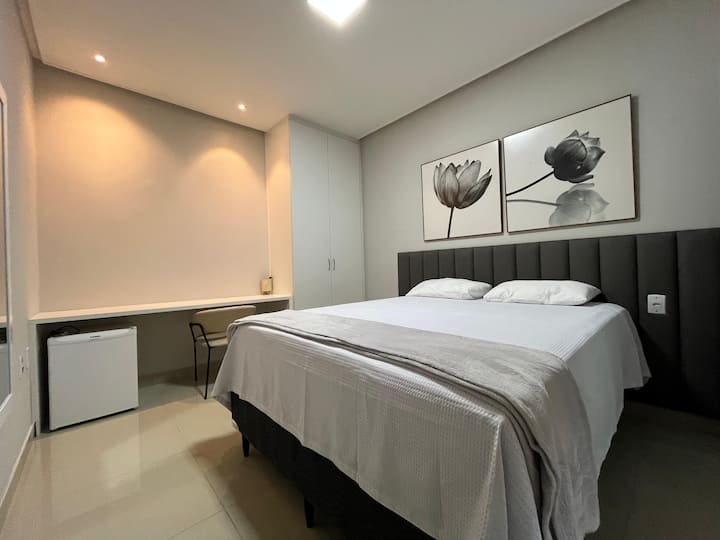 Casa Em Conjunto Fechado No Marco, 1km Do Hangar - Belém