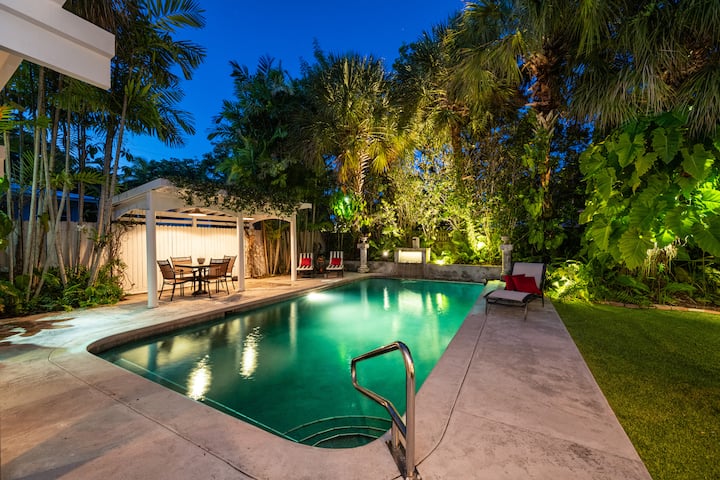 Tropical Oasis With Large Pool! - Key West, FL