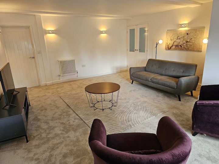 The Old Forge: 4 Bed Stay Nr Bath & Cotswold - Chippenham