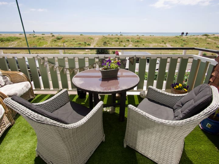Homely Retreat On Shoreham Beach - Steyning