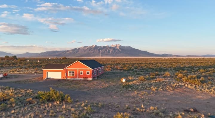 Base Camp Ranch House - Alamosa, CO