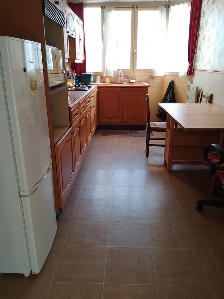 Chambre En Appartement Calme Du Centre-ville - Saint-Denis