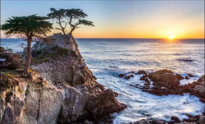 Pebble Beach Hideaway Just Off 17 Mile Drive - Seaside, CA