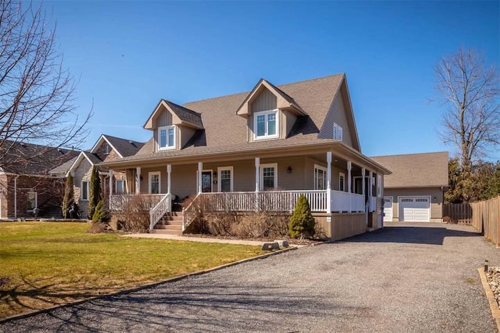 Spacious Cottage - Georgina