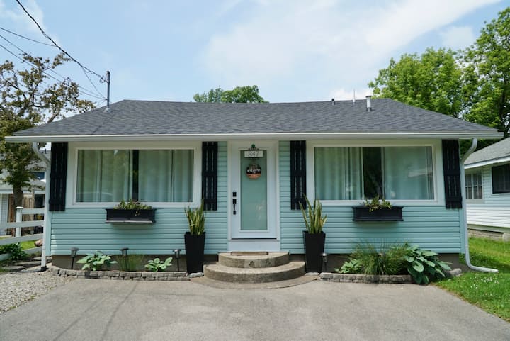 Cottage In Fort Erie - Crystal Beach