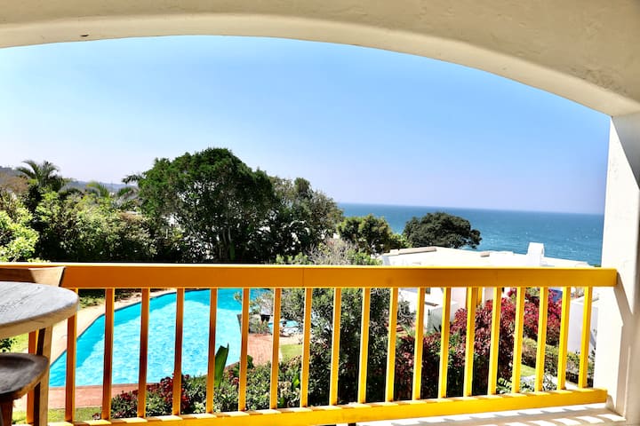 The Istana, Santorini Estate - Dolphin Coast