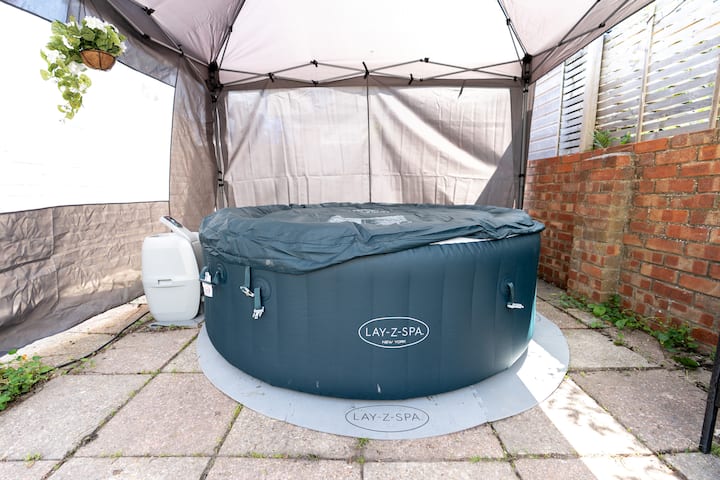 Open Mind Property-hottub, 14guests & Free Parking - Portsmouth