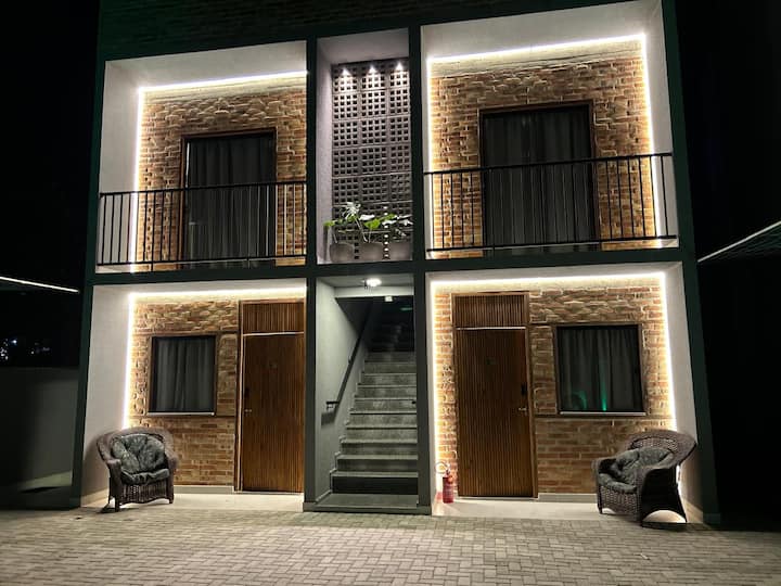 Ap 15/ 1 Quarto Com Varanda / 600m Da Expoville - Joinville