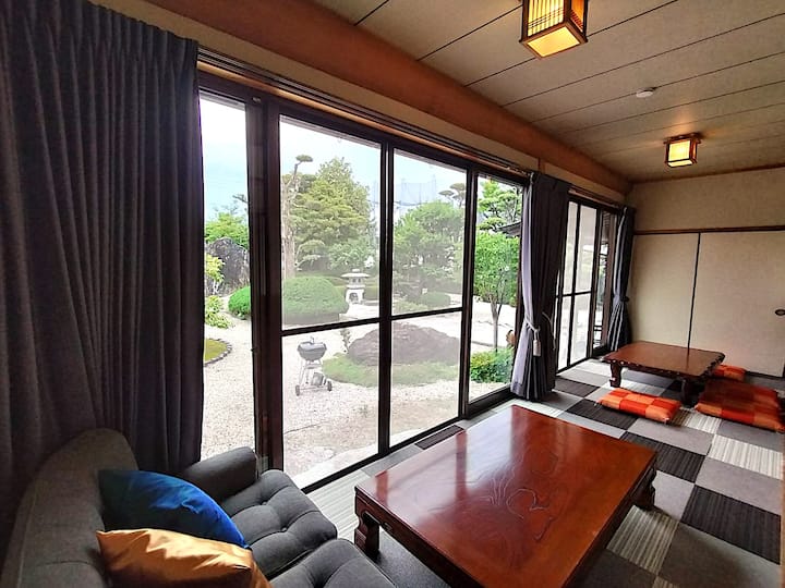 Experience Luxury In A Japanese-style Home - Fukuoka